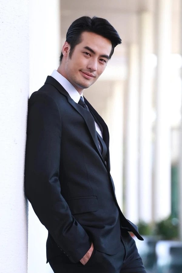 BRIGHT DAN 10 LAGI PELAKON LELAKI THAILAND PALING POPULAR 2022 - Page 6 ...