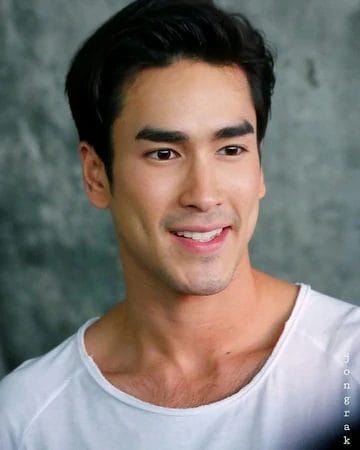 BRIGHT DAN 10 LAGI PELAKON LELAKI THAILAND PALING POPULAR 2022 - Page 2 ...